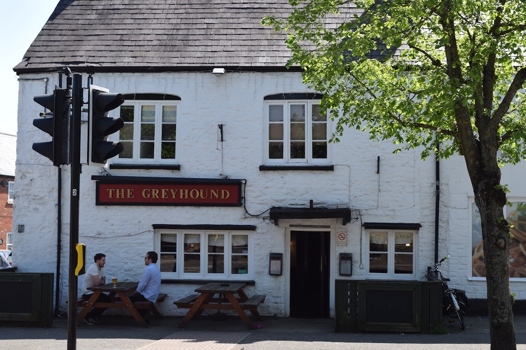 The Greyhound Inn - Pubs & Bars - Brackley